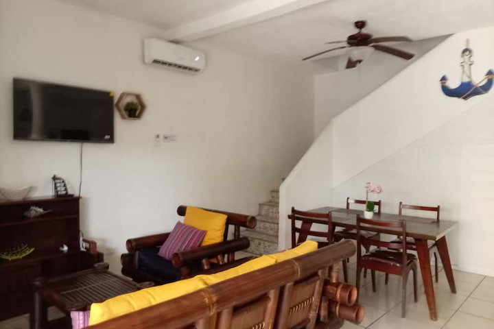 Casa Galápago Para Descanso Costado De La Playa - Ciudad de Guatemala