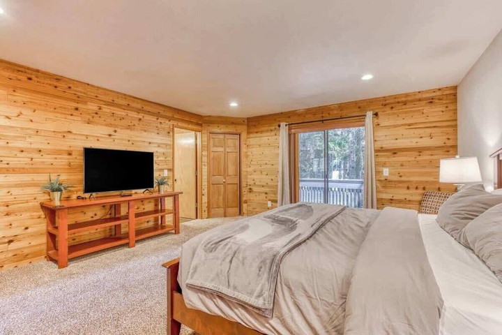 Great Blue Lodge - Scenic Escape | Hot Tub & Sauna - Mount Hood, OR