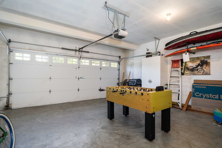 Spacious 2-story Home, Walk To The Beach, Fenced Yard, Patio, Bbq And Fire Pit - Pacific City, OR