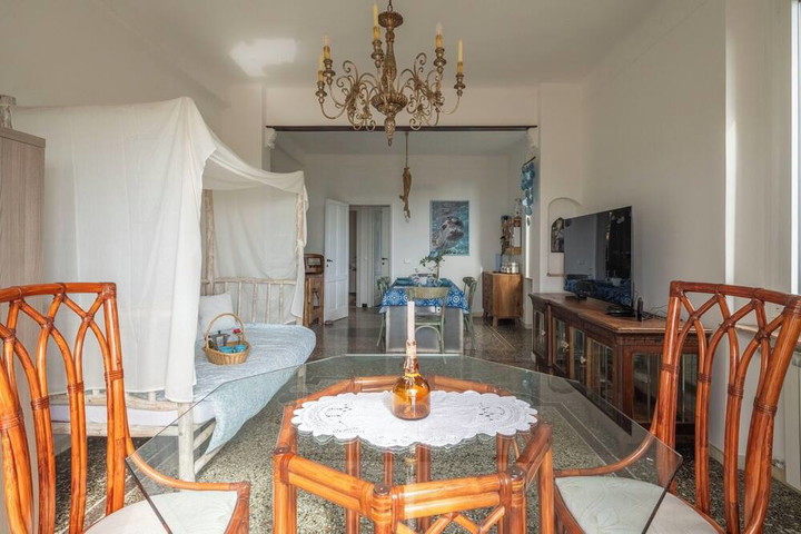 Incantevole Appartamento Per 8 Ospiti Con A/c, Wifi, Balcone, Animali Ammessi E Vista Panoramica - Genova