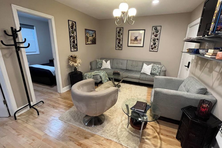 2-bedroom Apartment In Beautiful Northbrook With Ac And Comfort - Arlington Heights, IL