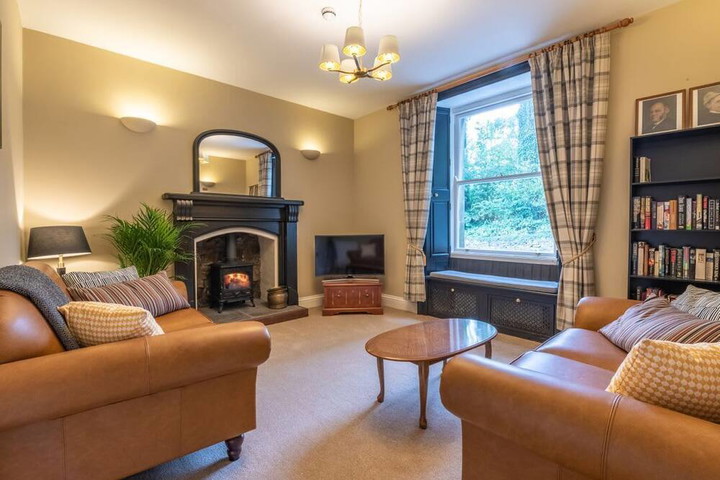 Charming Magistrates Chambers - Ingleton