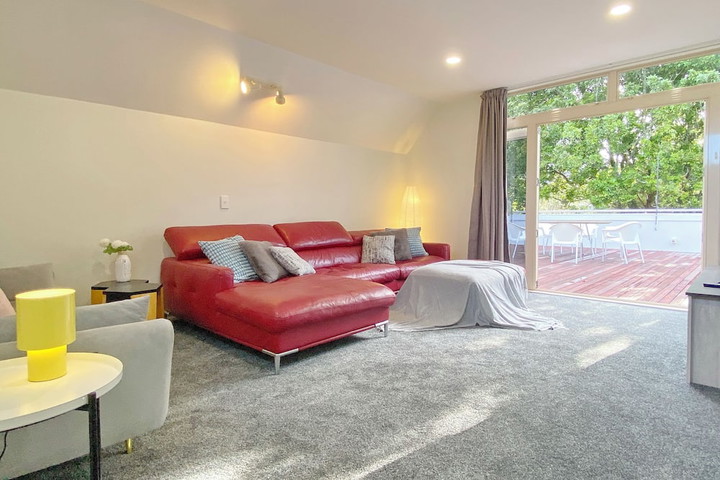 Designer 6br Home Backyard Direct Park Access - Auckland
