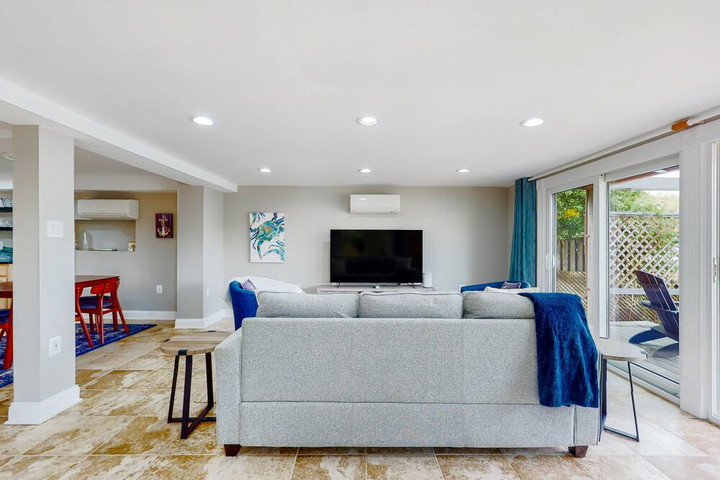 Serene Waterfront Home With Kayaks, Paddle Board, Grill, Firepit, W/d, And Ac - Glen Burnie, MD