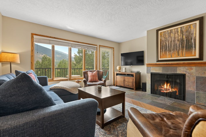 Cozy Dillon Home: Skiing, Fishing, & Lakefront Living - Dillon