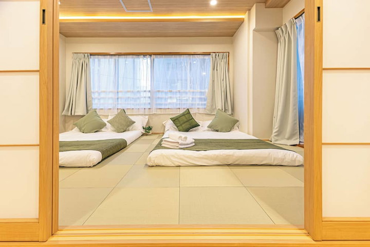 A 5-minute Walk From Yoyogi Station On The Jr Yamanote Line; An Apartment For 4 People - Shibuya Station