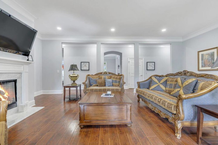 Luxury In The City: Charlotte Vacation Rental - Charlotte