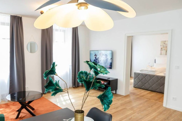 247 Reside: Apartment Sz1 | Downtown | Netflix - Straubing