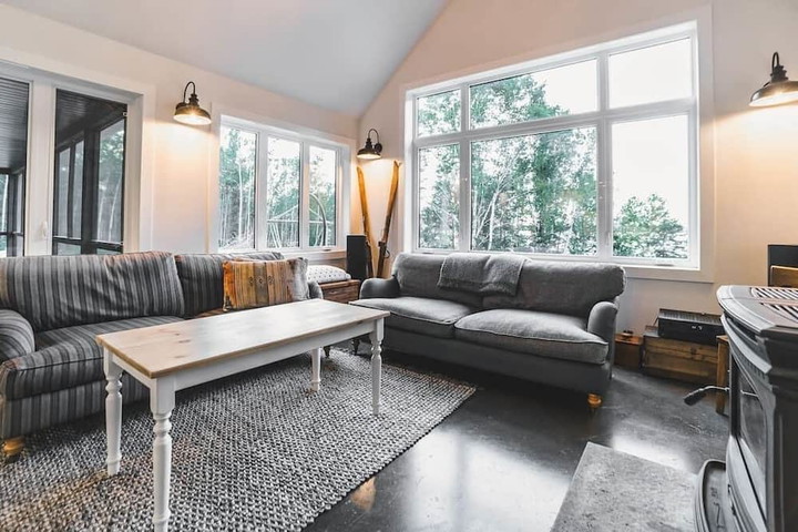 Hôtel à La Maison - Chalet La Pointe à Tibi - Rouyn-Noranda