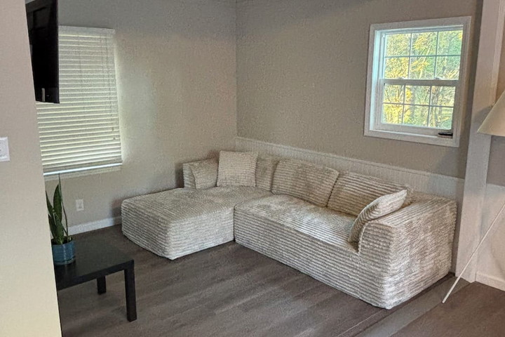 Convenient 2br -1.5 Bath Near Lee University, Chattanooga Airport, Ocoee River - Cleveland, TN