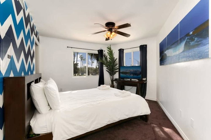 Across From The Beach, A/c, Gated Parking And Pets - Mission Bay, CA