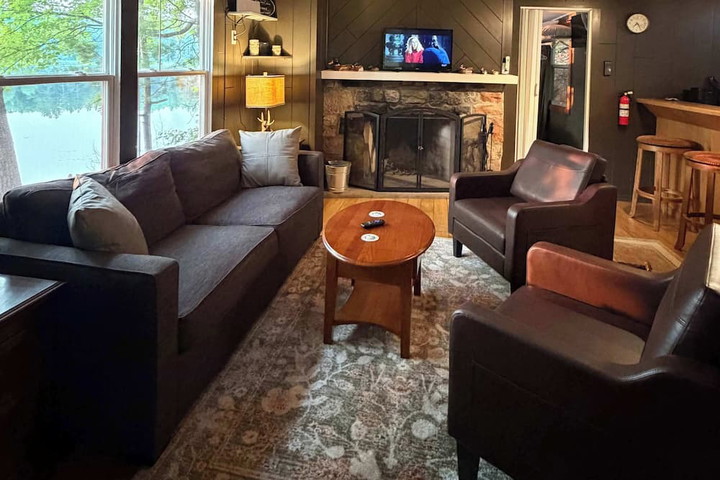 Blue Jay Cabin | Lakefront Cabin In Rhinelander With Dock & Row Boat - Rhinelander, WI