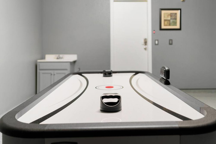 Lux Stay W/ Sauna, Bbq, Firepit, Outdoor Dining, Air Hockey Close To Hard Rock ! - Marysville, CA