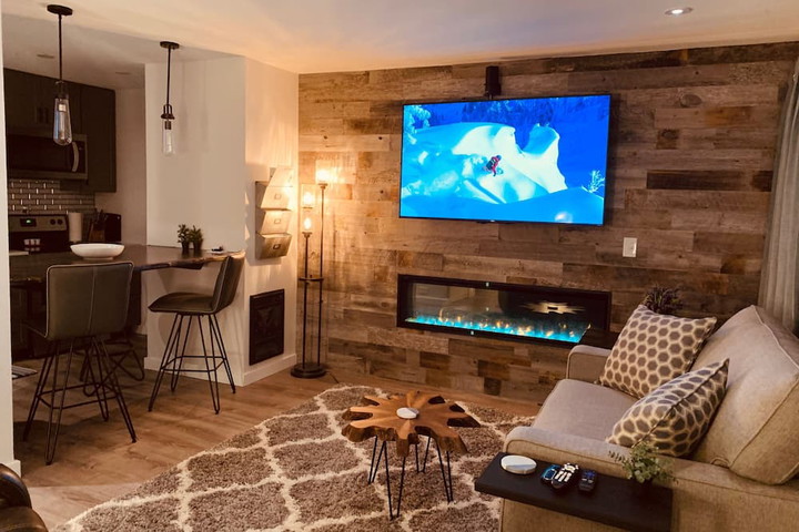 Beautiful Remodel -Upscale Amenities, Great Value - Mammoth Lakes, CA