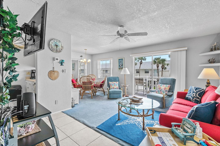Coastal Getaway Steps From Non-driving Beach! - New Smyrna Beach, FL