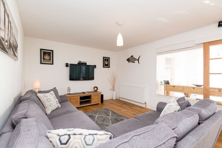 Fabulous Beach Side Property With Wonderful Views. - Polperro