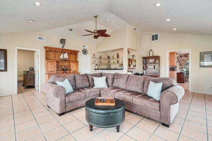 Trentadue Winery Farmstay With Pool And Wine Tastings Included - Healdsburg, CA