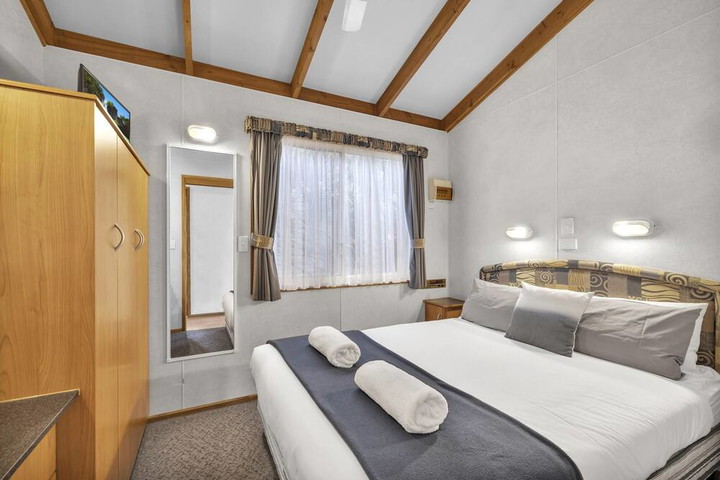 3 Bedroom Family Villa - Metung