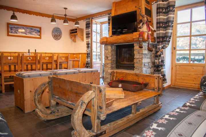 Chalet La Corniche, Cosy Pour 13 Sauna Avec Vue Sur Les Montagnes Et Terrasse Privée - Les Menuires