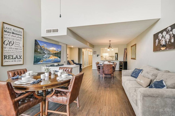 Lake Life Retreat | Cozy Condo | Sleeps 10 - Horseshoe Bay, TX