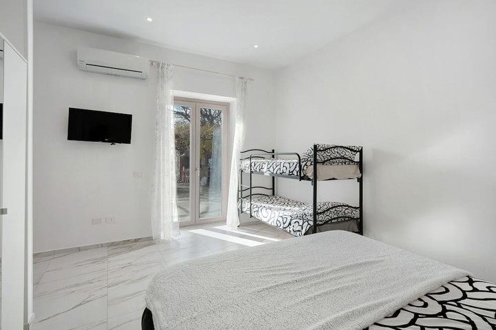 Camera Sole With Private Bathroom And Mountain View - Amalfi