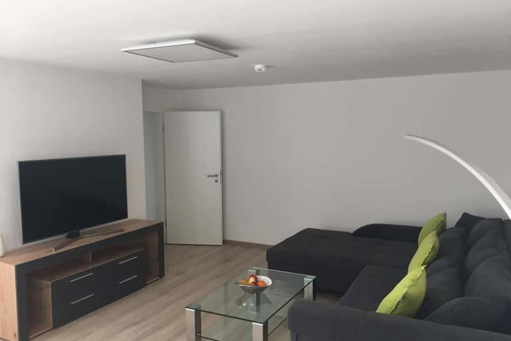 Kl25: Newly Renovated Apartment Centrally Located In Kaiserslautern - Kaiserslautern