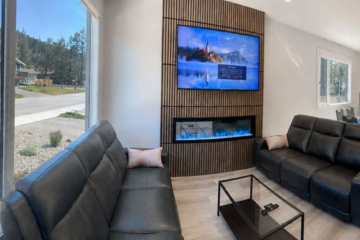 Radium Escape At Skyview Villas - Radium Hot Springs