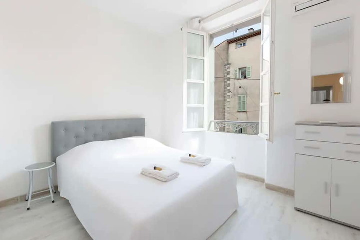 Hyper Centre Antibes Town House <Br>air-conditioned 100 M2 & Terrace 20m2 - Antibes