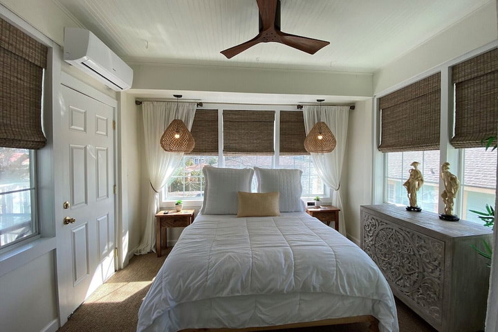 Balinese Room @ The Aveo! Full Hot Breakfast! 4 Block To Beach! Gvr04326 - Galveston