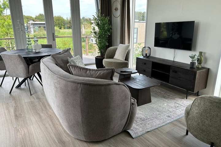 2-bedroom Chalet With Terrace - Doesburg