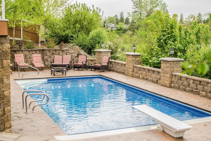 Grand Getaway W/ Hot Tub & Pool Spokane Va - Spokane Valley, WA