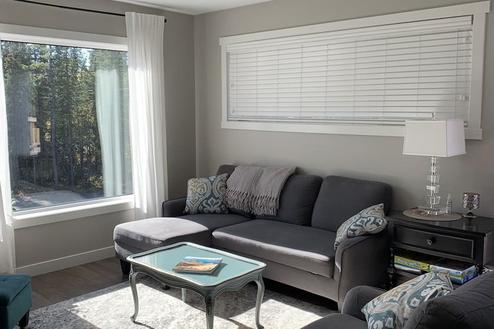 Aurora Acreage In The City - Whitehorse