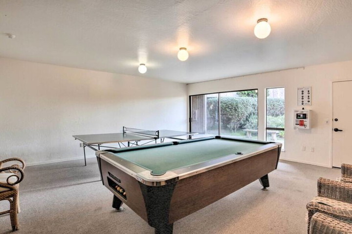 Ocean Harbor 318 - Monterey Condo - Serenity By The Sea - Monterey, CA