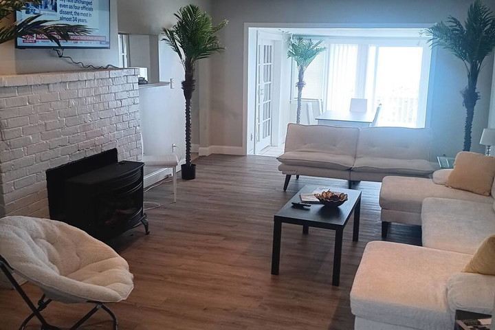 Direct Ocean Views 36 Ft Deck Spacious 4-bedroom Condo In Superb Hull With Ac - Hull, MA