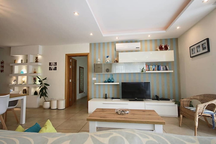 Apartamento De Diseño Terminado, Apartamento De Esquina De 2 Dormitorios Con Piscina Comunitaria - Valletta