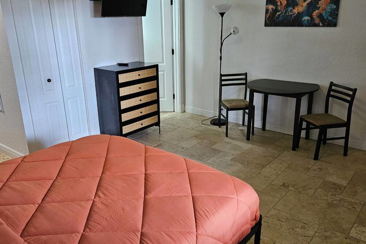 104 Comfort Single Room In Waterfront Hotel In Singer Island, Fl - Riviera Beach, FL