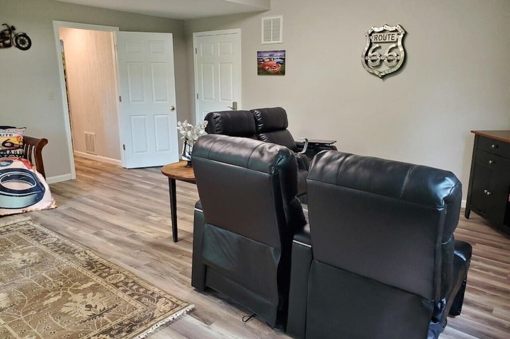 Perfect Spot - Lakefront Property On Lake Douglas With Hot Tub! - Jefferson City, TN