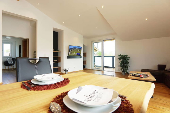 Penthouse Suite With Romantic Whirlpool In Privacy. Ideal For Couples - Rosenheim