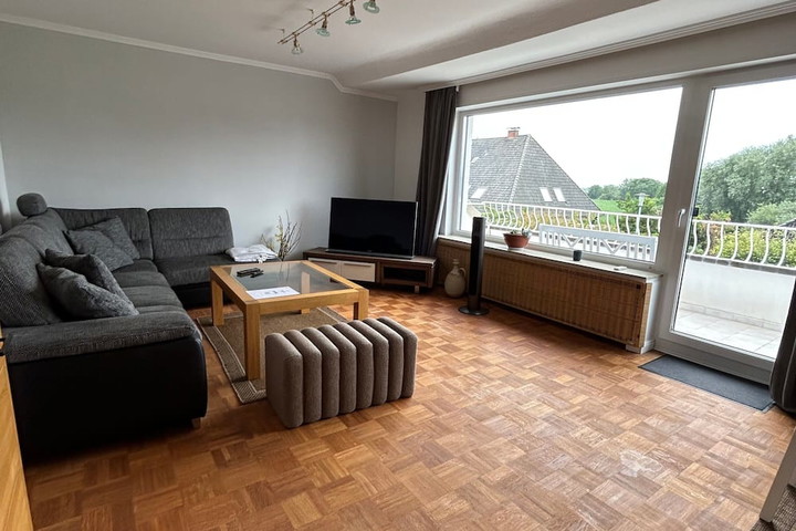 Apartamento Familiar En Achim Con Jardín Compartido, Balcón Y Wi-fi - Achim