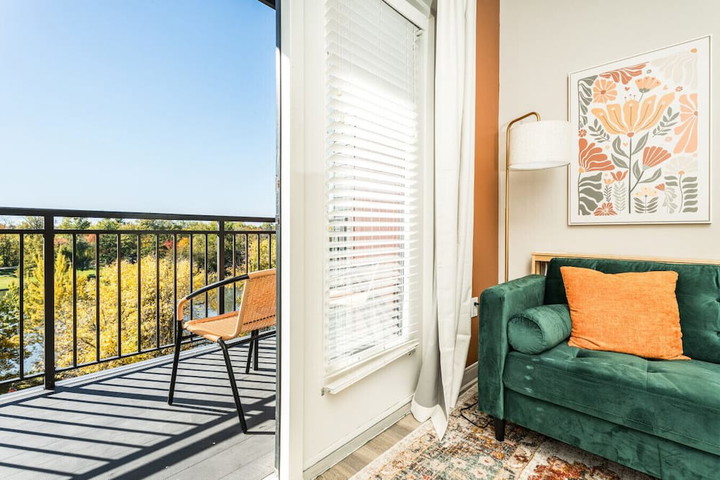 Hot Tub, King Beds, Coffee Bar, Balcony - Boise, ID