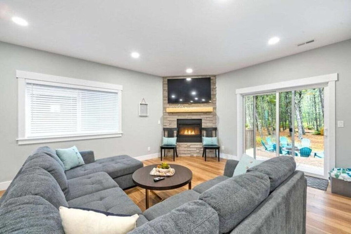 Dory Haven-5 Bedrooms, Hot Tub, New, Great Location - Pacific City, OR