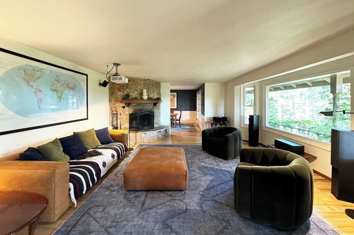 Tranquil Forest Hills House - Eugene, OR