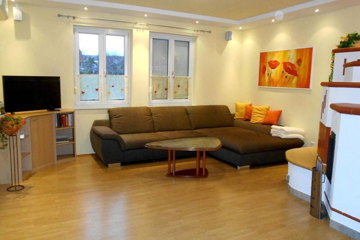 3-bedroom Apartment With 2 Bathrooms, Shower, And Toilet - Freiler Apartment Building - Sopron