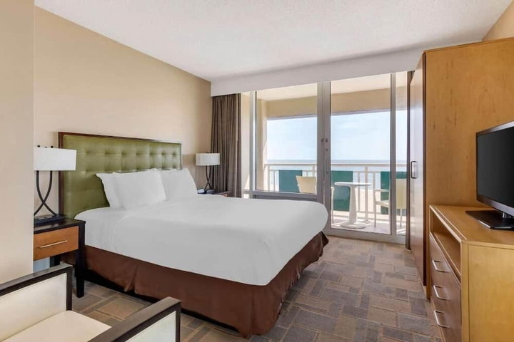 Oceanfront Comfort | Three 1-br Suite W/ Kitchen, Pool Access & Modern Touches - Virginia Beach, VA