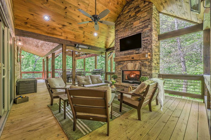 Unique Outdoor Living With Fire Pit Deck & Games - Mineral Bluff, GA
