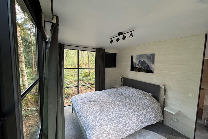Tiny House Dans Un Bunker Au Milieu Des Bois ! Idéal Pour Une Pause En Couple - Brabant Wallon