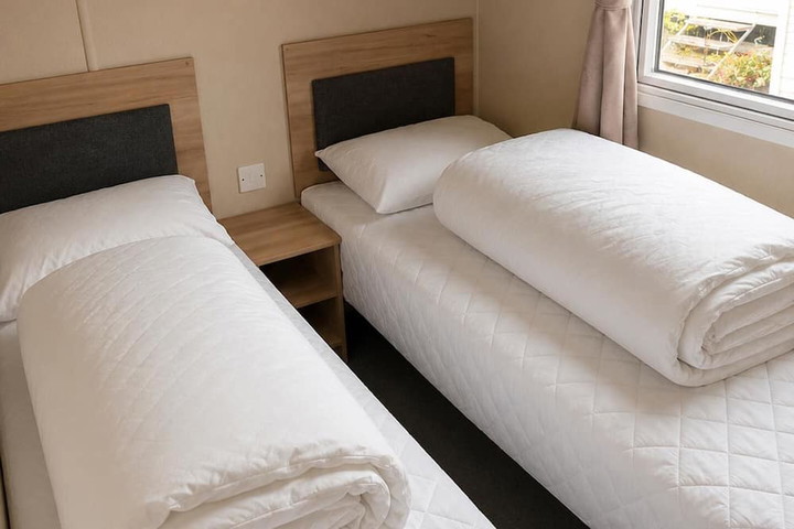 Serene Lodge Retreat In Clacton - Mersea Island