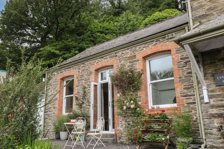 Ferndale, Romantic, With A Garden In Lynton - Lynmouth