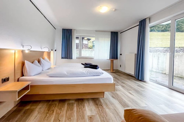 Comfortable And Versatile Room -Perfect For Relaxation, Work And Exchange - Winterberg
