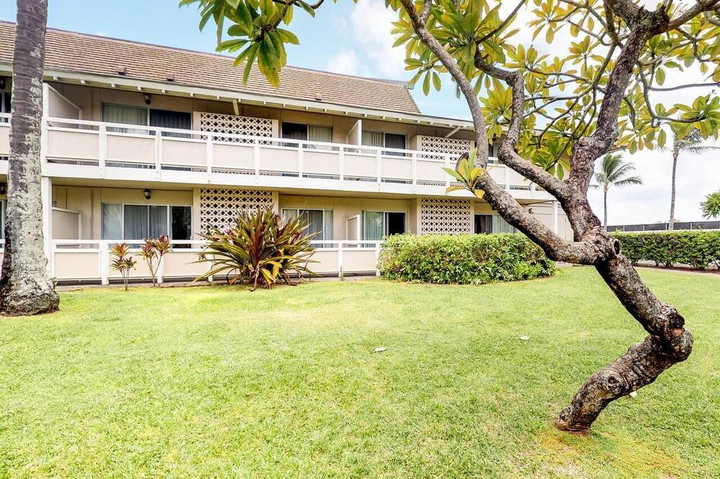 Garden View 1br Suite With Outdoor Swimming Pool & Parking Included - Kauai, HI
